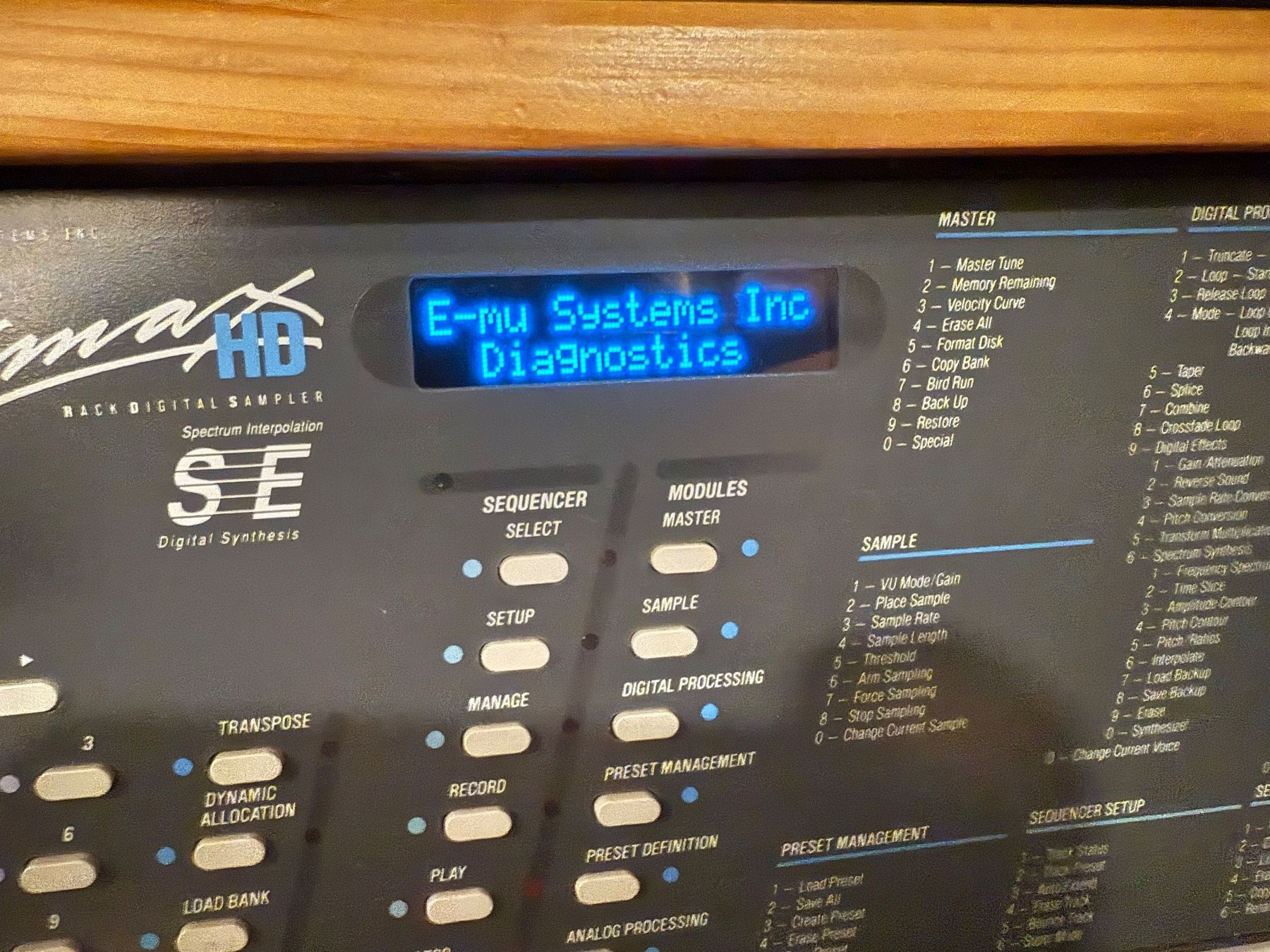 E-mu Emax 1 classic 12bit vintage sampler (Gebraucht) in Delémont für CHF 990 – nur Abholung auf ...