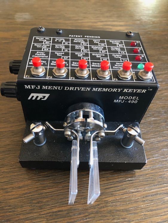 MFJ Menu Driven Memory Keyer MFJ-490 (Gebraucht) in Givrins für CHF 250 ...