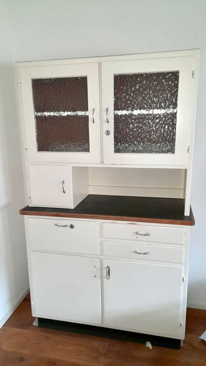 Buffet 70er Jahre (Gebraucht) in Niedermuhlern für CHF 60 – nur Abholung auf Ricardo kaufen