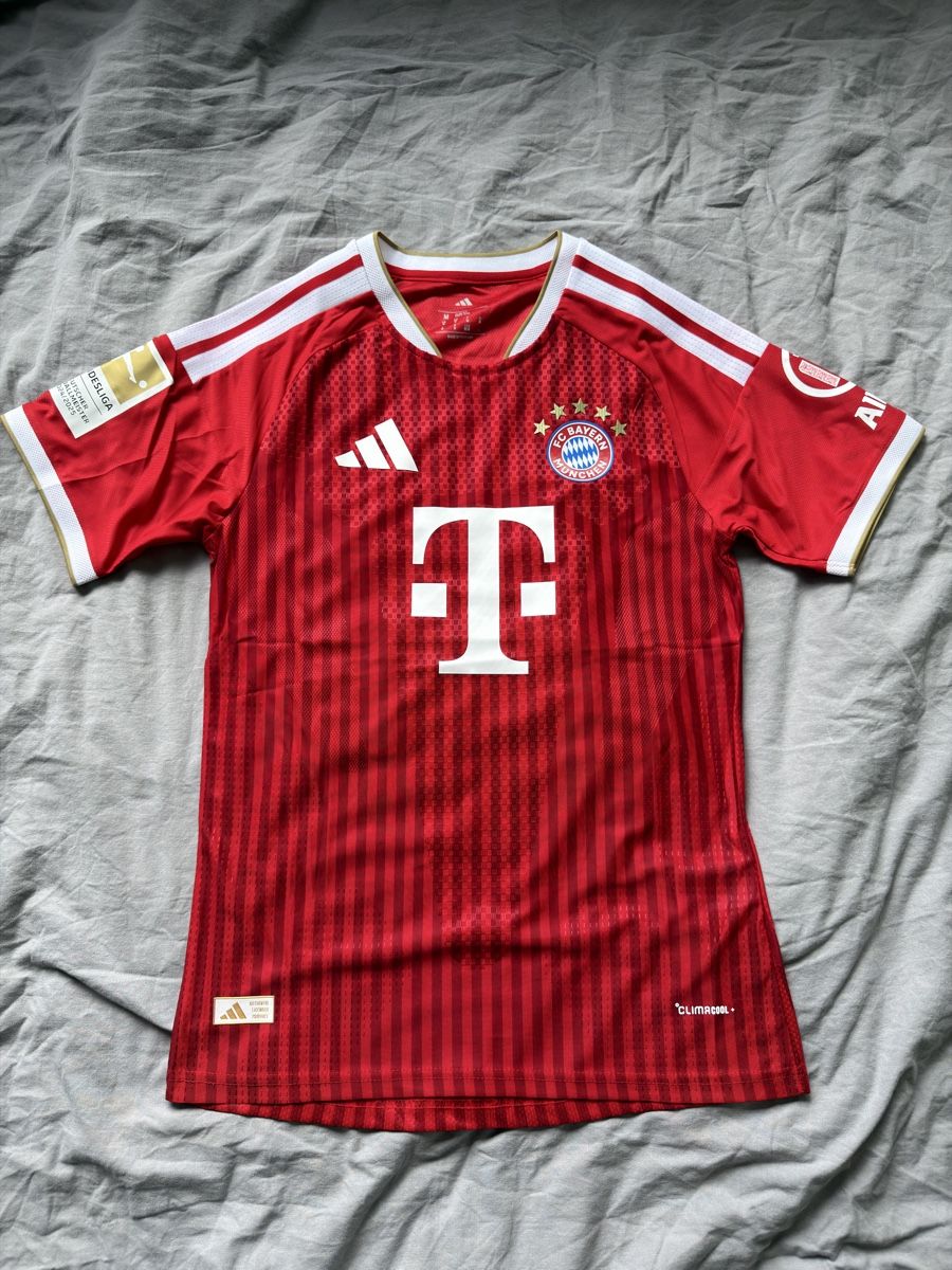 FC BAYERN MÜNCHEN TRIKOT 25/26 (Neuf avec emballage d'origine) à ...