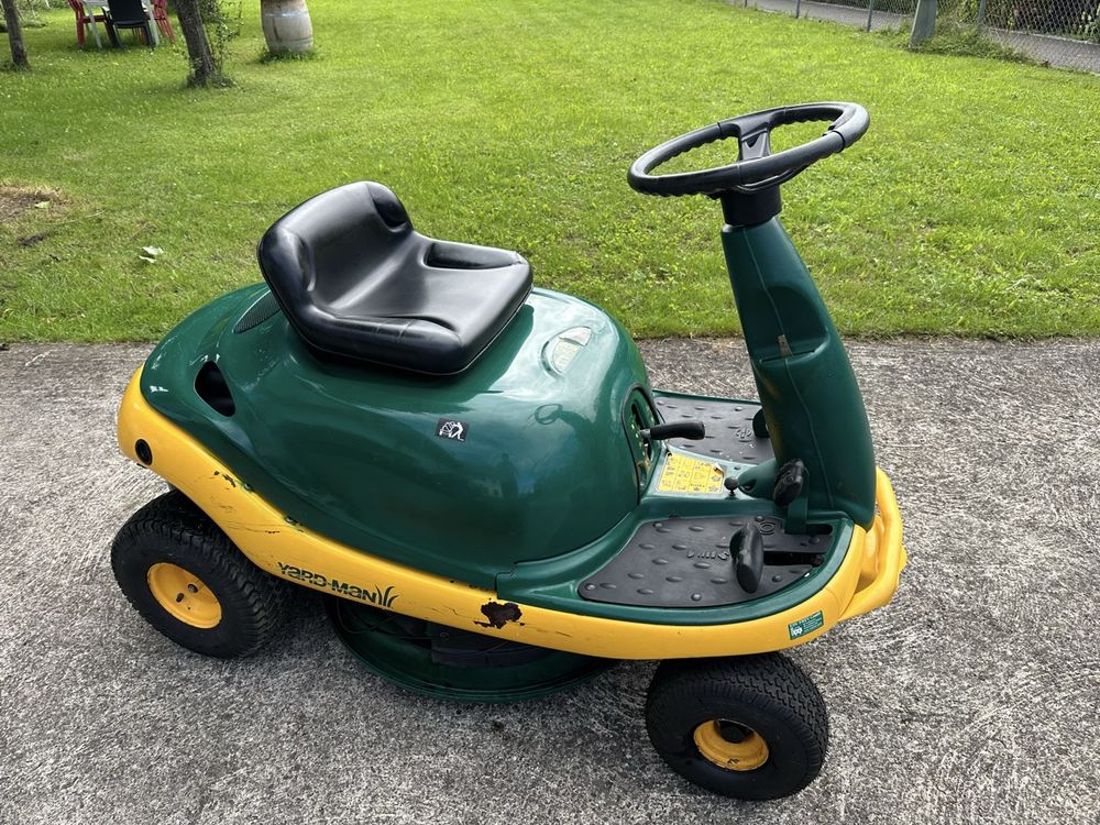Rasentraktor Mtd Yard Man Ah8200 Mit Schneeschild – WDLO