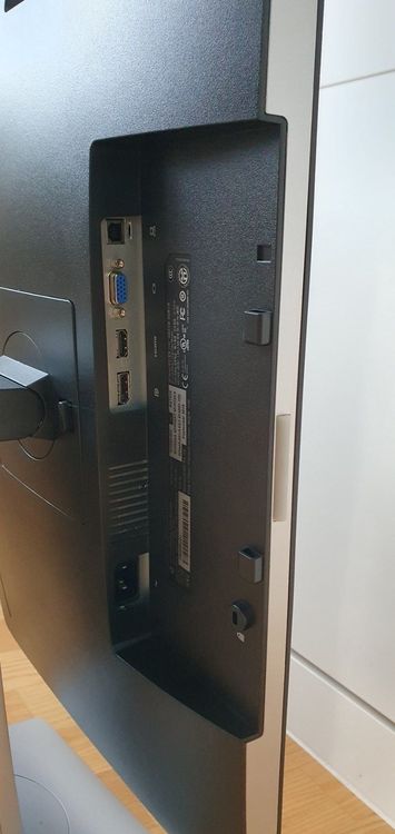 HP EliteDisplay E242 - 24" Monitor in super Zustand | Kaufen auf Ricardo