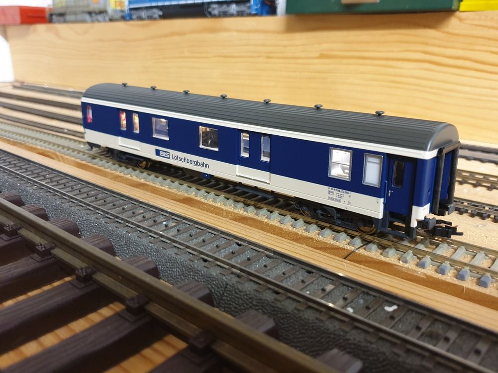 Roco BLS Gepäckwagen 1:87!! 45195 (Gebraucht) in für CHF 69 – mit ...