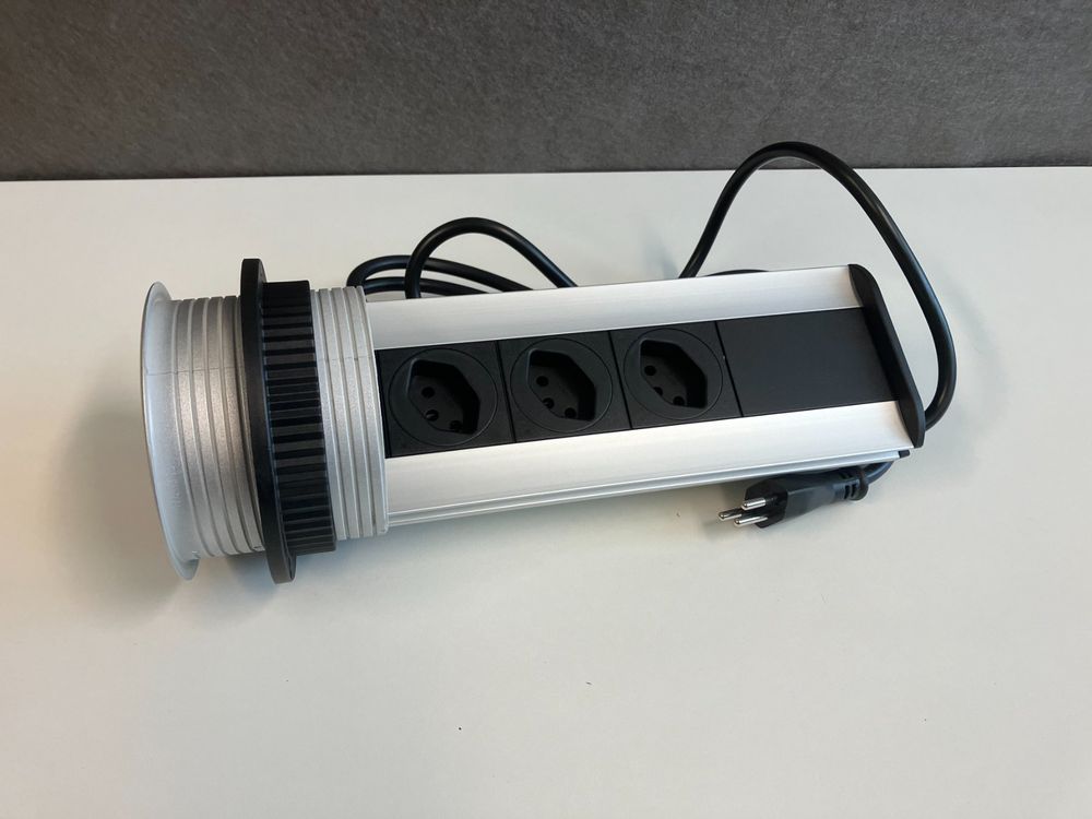 EVOLine Tischeinbauleiste 3xT13/Locheinbau NEU ab 1.- (Neu und originalverpackt) in Krinau für ...