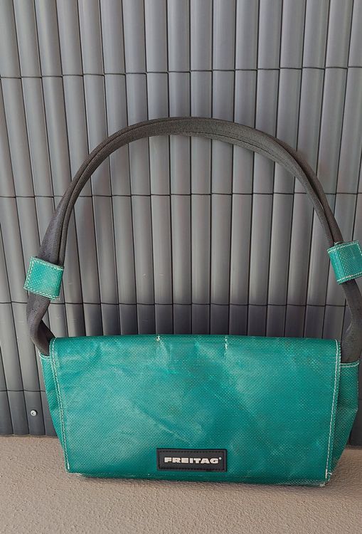 Freitag Tasche Laura (Gebraucht) in Richterswil für CHF 115 – mit ...