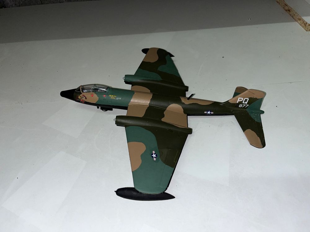 Martin B-57 Canberra USAF 1/72 | Kaufen auf Ricardo