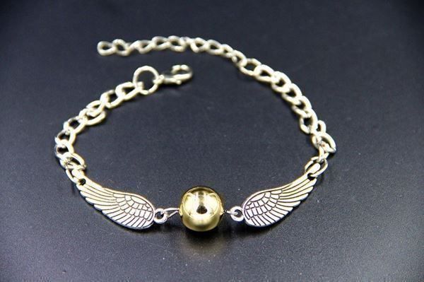NEU Goldener Schnatz mit Kette Harry Potter Quidditch (Neu und ...