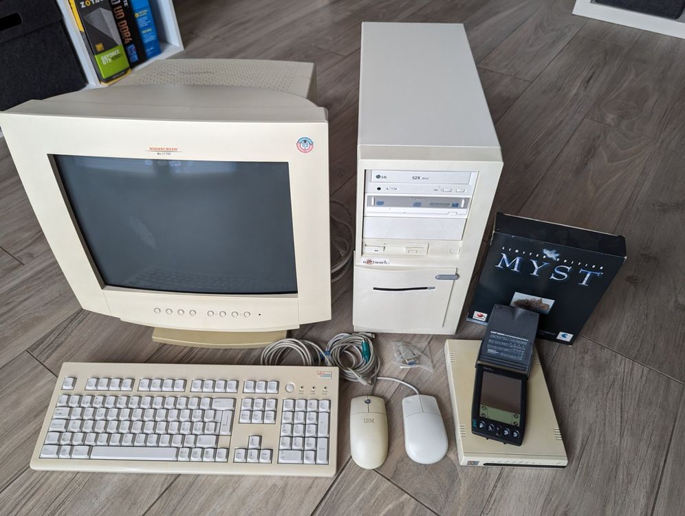 Pentium II Retro PC mit Röhrenmonitor und viel Zubehör | Kaufen auf Ricardo
