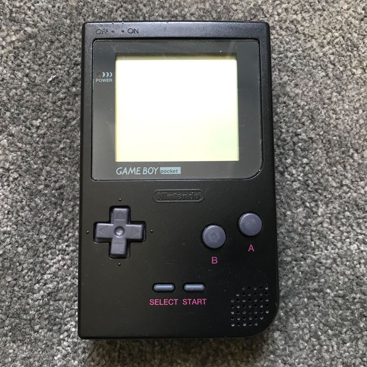 Nintendo Game Boy Pocket SCHWARZ – 1996 (Gebraucht) in Basel für CHF 53 ...