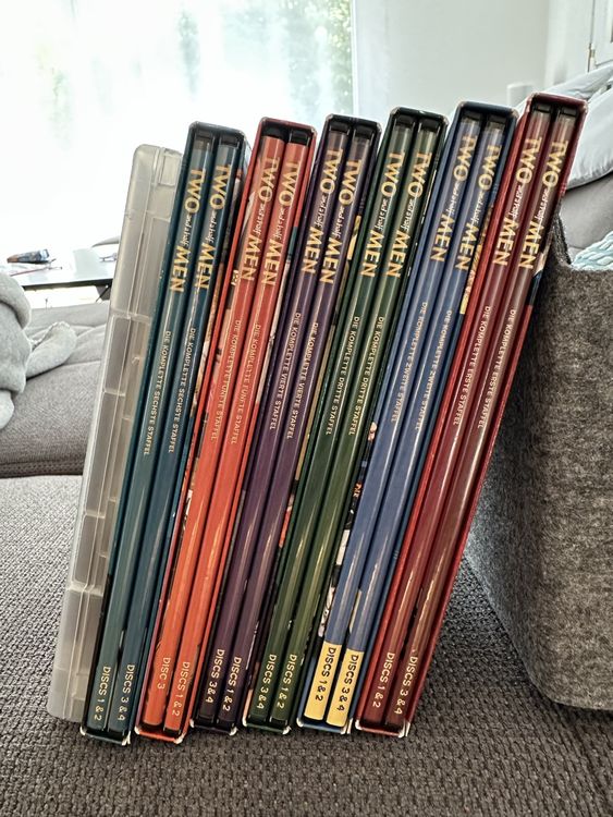 Two and a Half Men, Staffeln 1-7, DVD Box, Top Zustand! (Gebraucht) in ...