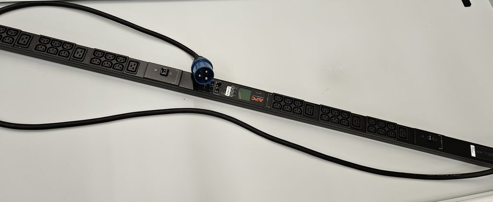 APC Rack PDU, AP8853, Power Cable. (Art;1566) (Gebraucht) in Rorschach ...