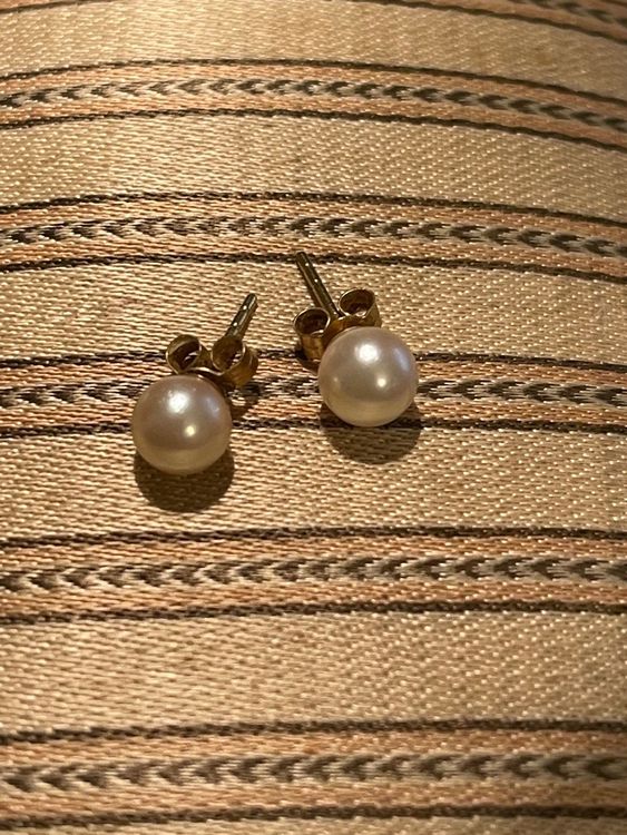 Perlen Ohrstecker Gold 750 (Gebraucht) in Lausanne für CHF 53 – mit Lieferung auf Ricardo kaufen