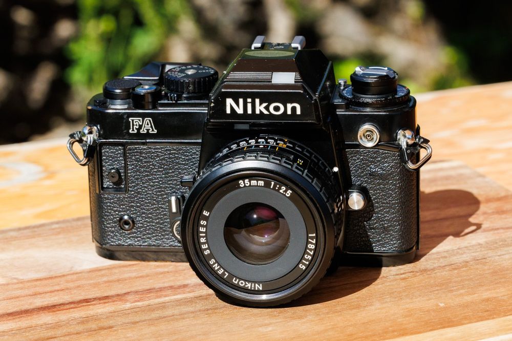 Nikon FA filmgeprüft, neue Lichtdichtungen und Dämpfer | Kaufen auf Ricardo
