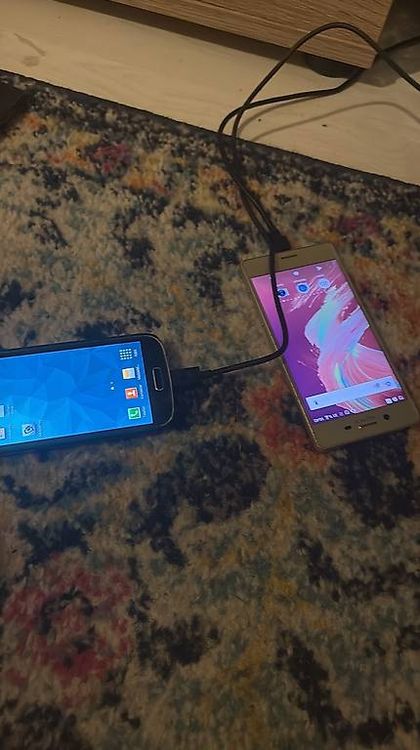 Alte Handys 3G 4G (Gebraucht) in Suhr für CHF 8 – nur Abholung auf ...