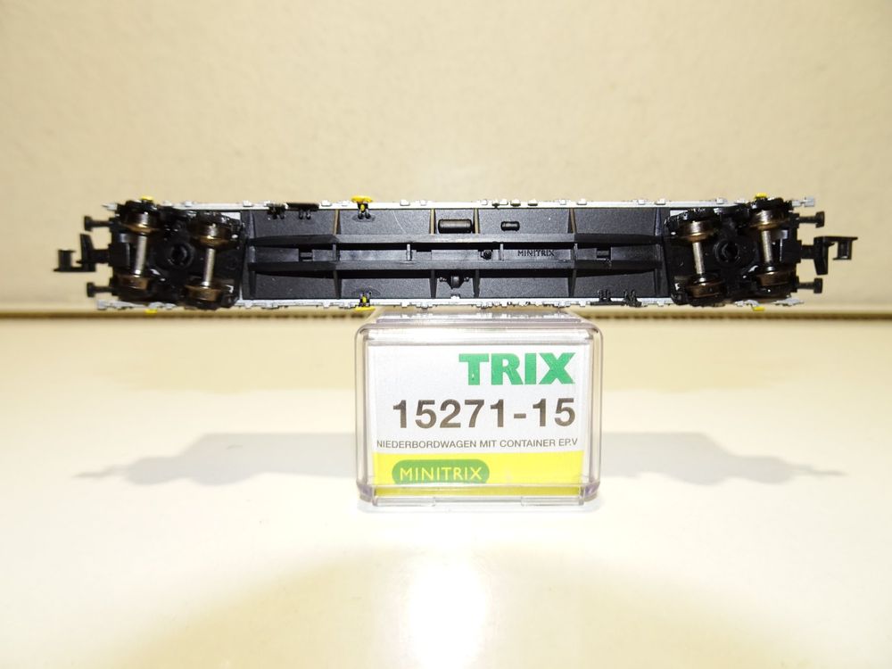 Minitrix Güterwagen DB Schenker Container Spur N 15271-15 (Neu (gemäss ...