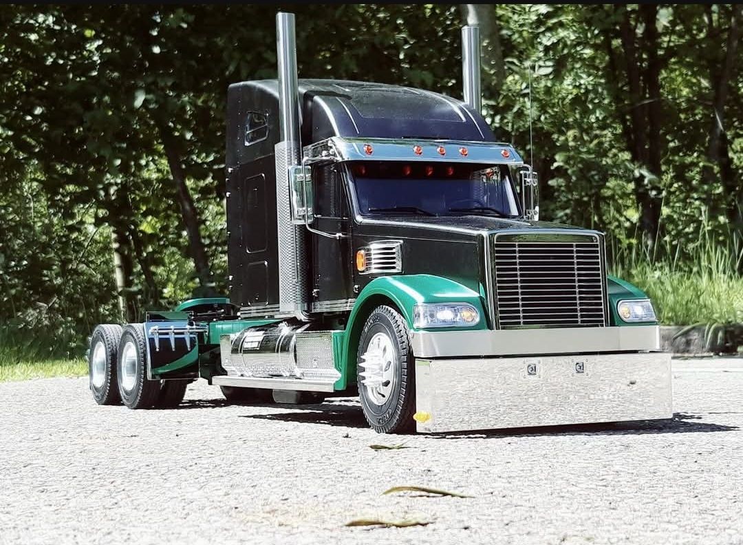 Tamiya Knight Hauler Stacks (Gebraucht) in Uttigen für CHF 50 – mit ...