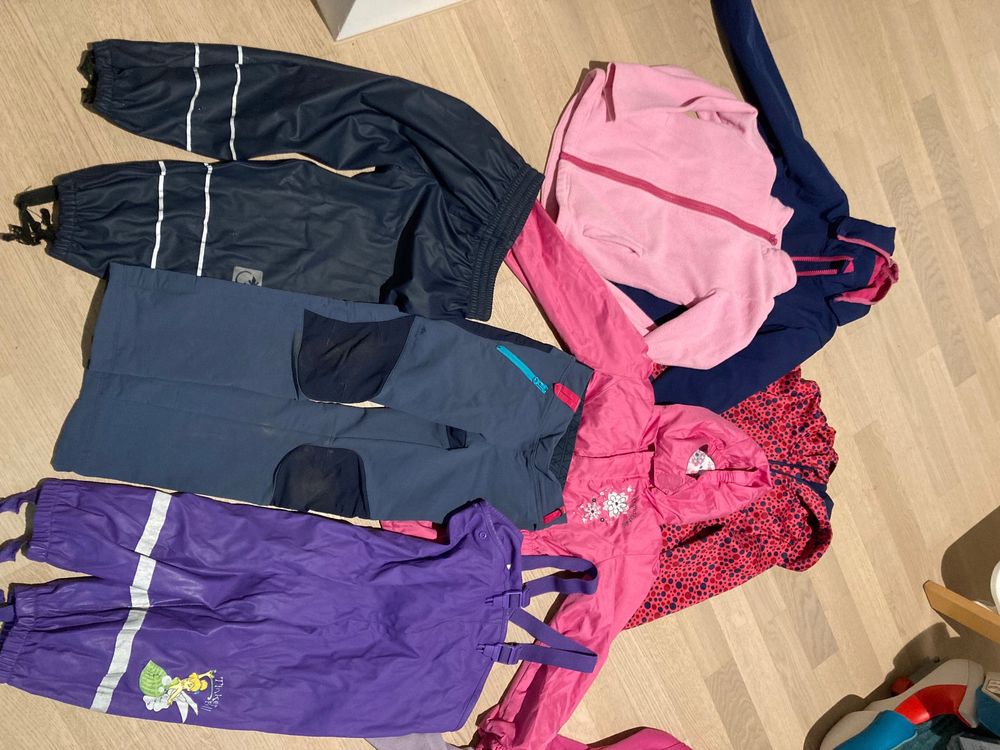 Softshell Jacken 116-122 Outdoorwear (Gebraucht) in Meisterschwanden für CHF 15 – mit Lieferung ...