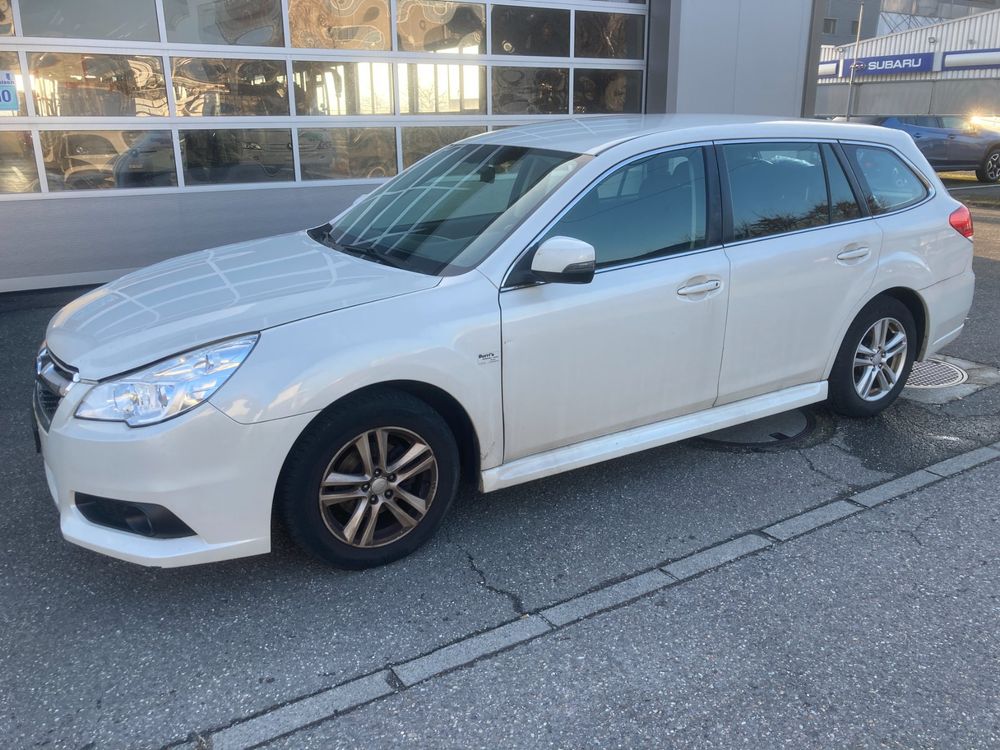 Subaru Legacy 2.0i (Gebraucht) in Emmen für CHF 1170 – nur Abholung auf Ricardo kaufen