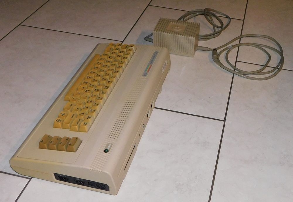 Commodore C64 unverbastelt ab 1.- | Kaufen auf Ricardo