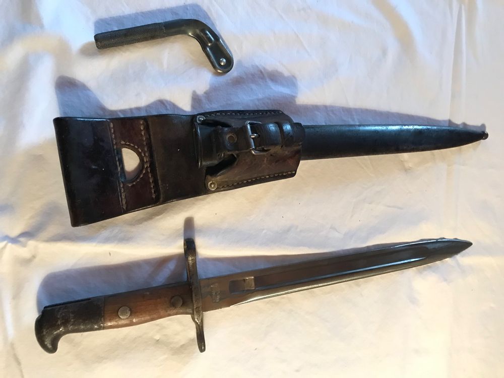 Bajonett Schweizer Armee (Gebraucht) in Zürich für CHF 30 – mit Lieferung auf Ricardo kaufen