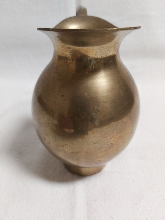 Altes Messing Krüglein / Karaffe (Gebraucht) in für CHF 5 – mit ...