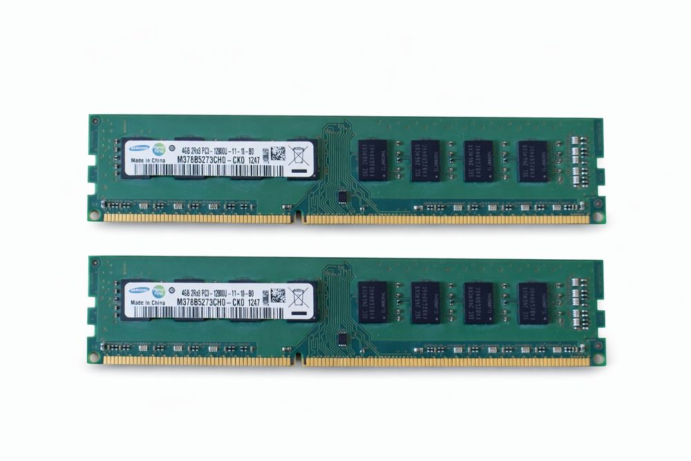 Samsung 4GB PC3-12800U DDR3 RAM Memory Sticks - Set of 2 (Gebraucht) in ...