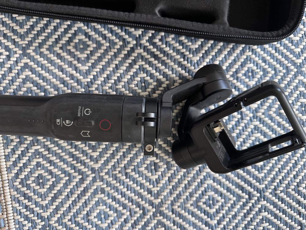 GoPro Gimbal (Gebraucht) in Zürich für CHF 13 – mit Lieferung auf ...