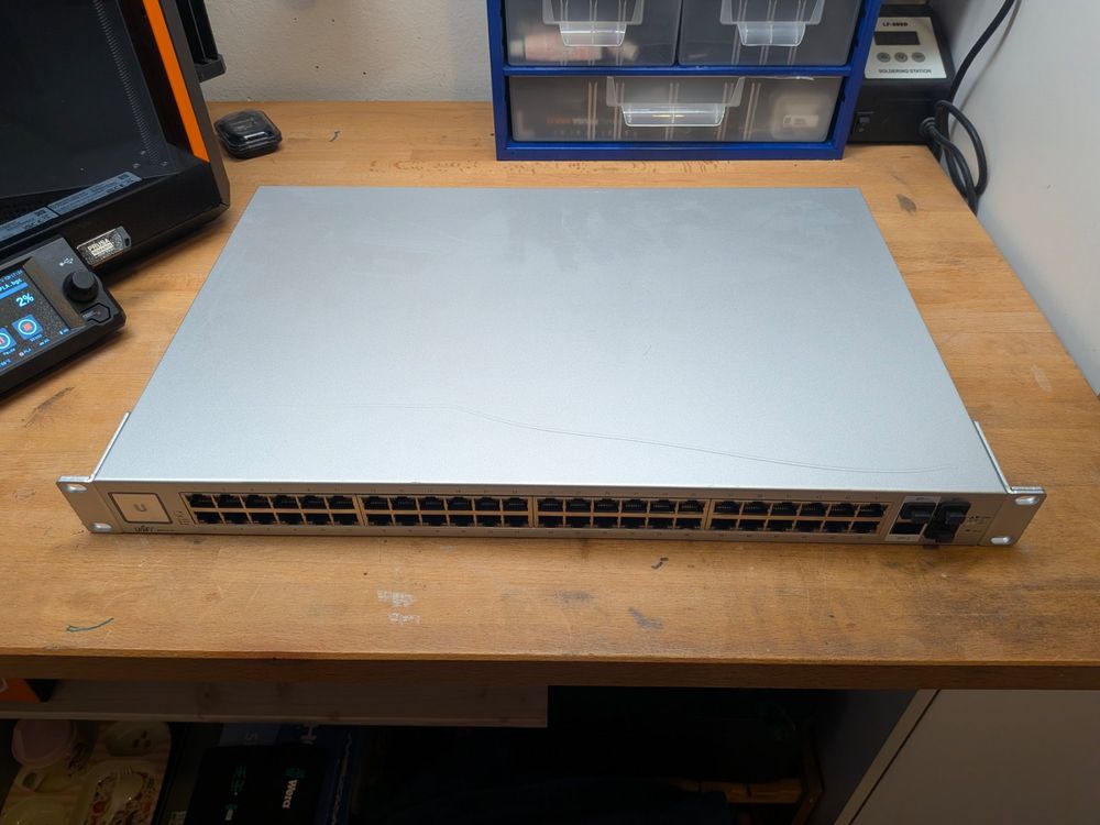 UniFi Switch 48 Port ohne PoE gebraucht Kratzer (Gebraucht) in ...