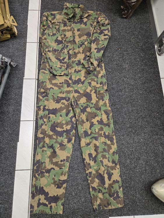 CH-Armee Panzer Kombi gr. 48-80 (Gebraucht) in Wolfhalden für CHF 165 ...