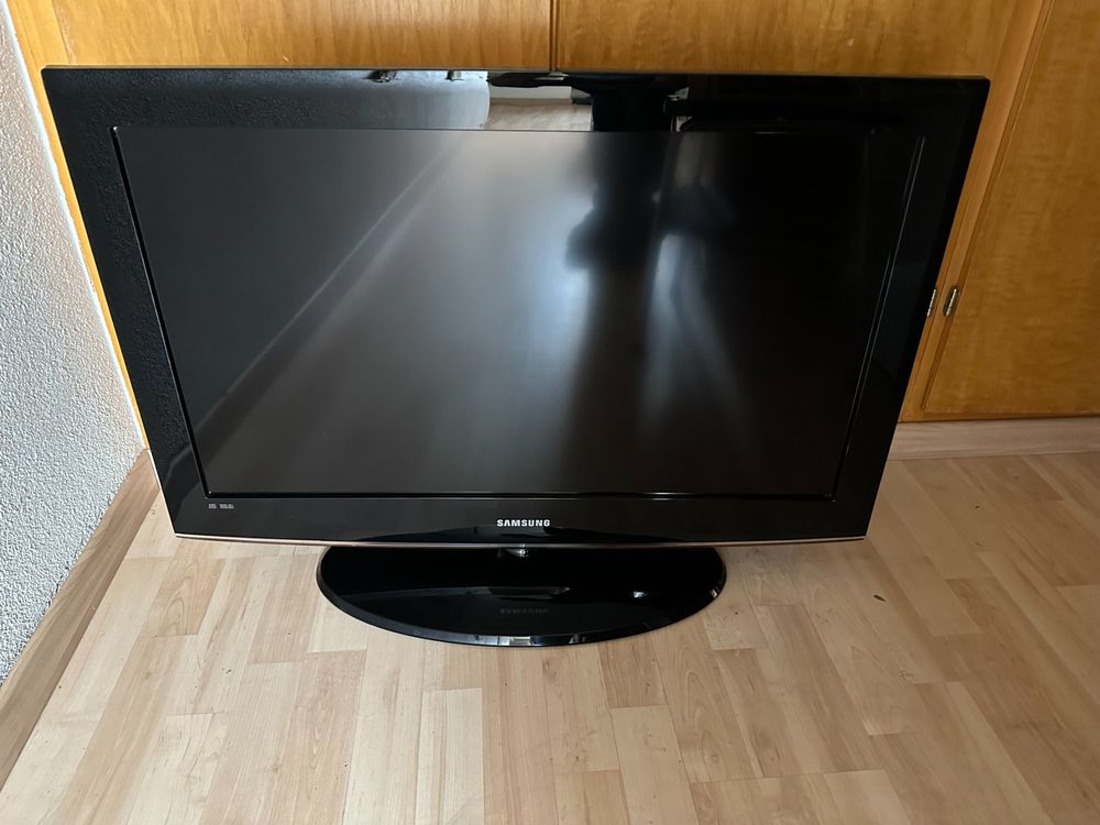 Samsung LE32A451C1 81,3 cm (32") | Kaufen auf Ricardo