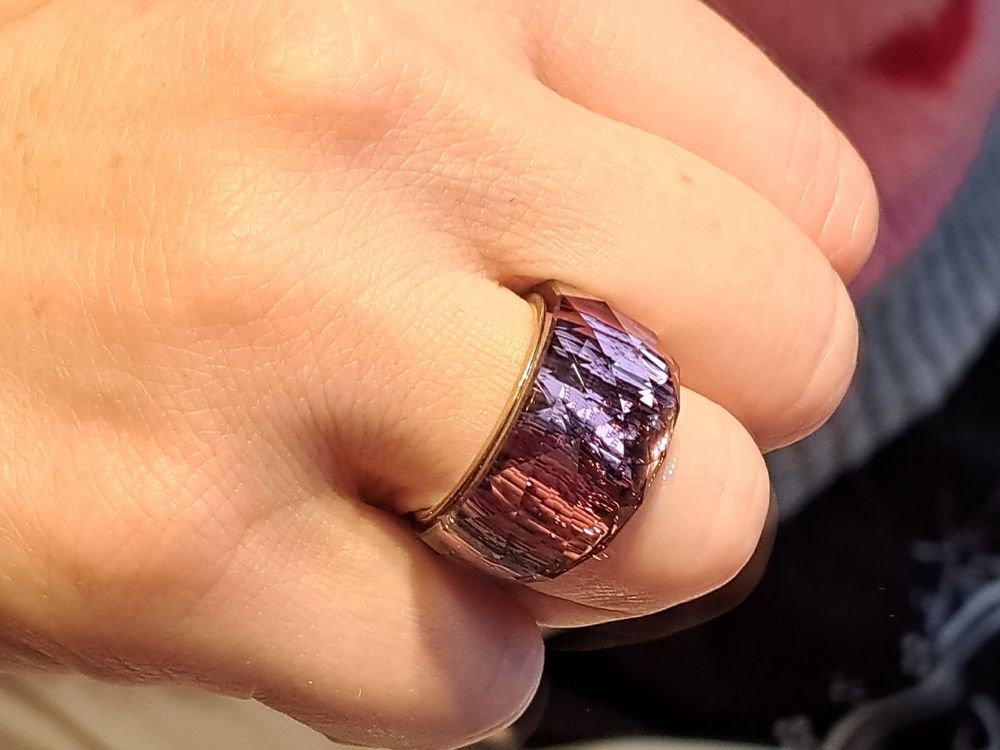 Swarovski Nirvana Ring violett Gr. 58 (Gebraucht) in Riedholz für CHF 15 – mit Lieferung auf ...