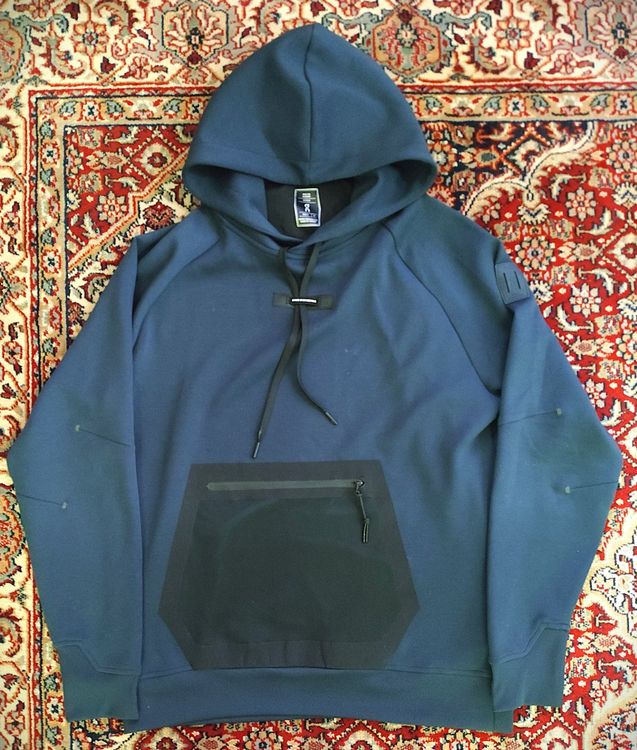 Pull Hoodie Run On Clouds Swiss Engineering T-M | Kaufen auf Ricardo