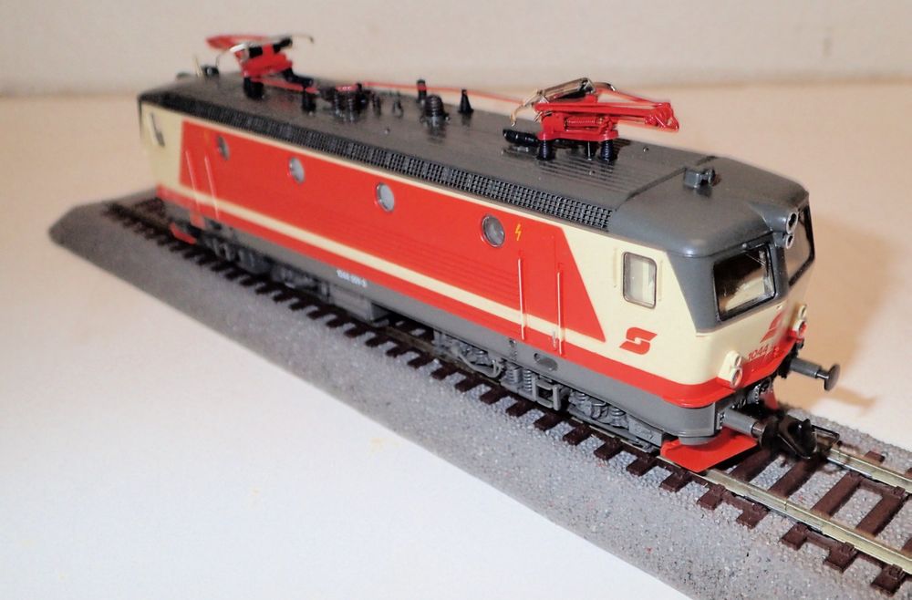ÖBB - ROCO - E-Lok - Rh 1044 501-3 - Digital.- Art. Nr 43551 (Gebraucht ...