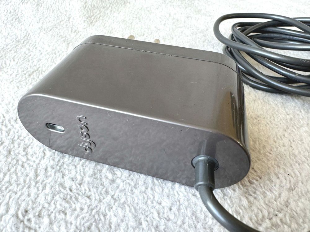 Dyson Power Adapter PSU Stromadapter model17530-03 | Kaufen auf Ricardo
