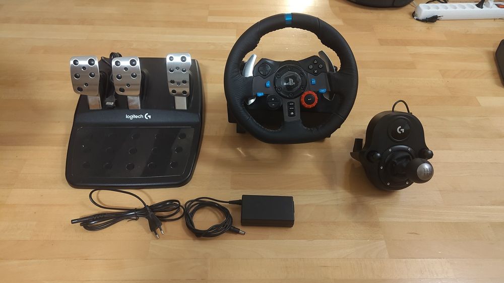 LOGITECH G29 Driving Force - Lenkrad + Pedale + Schalthebel (Gebraucht ...