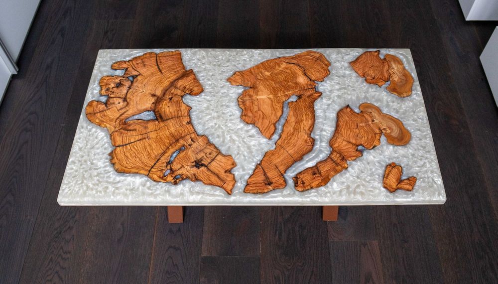 Epoxidharz Couchtisch Olivenholz (Ice Block) (Gebraucht) in Wetzikon ZH ...