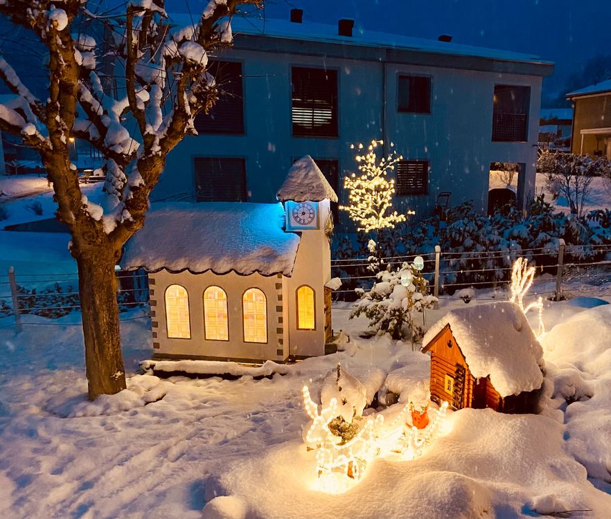 Weihnachtskirche (Gebraucht) in Rhäzüns für CHF 295 – nur Abholung auf Ricardo kaufen