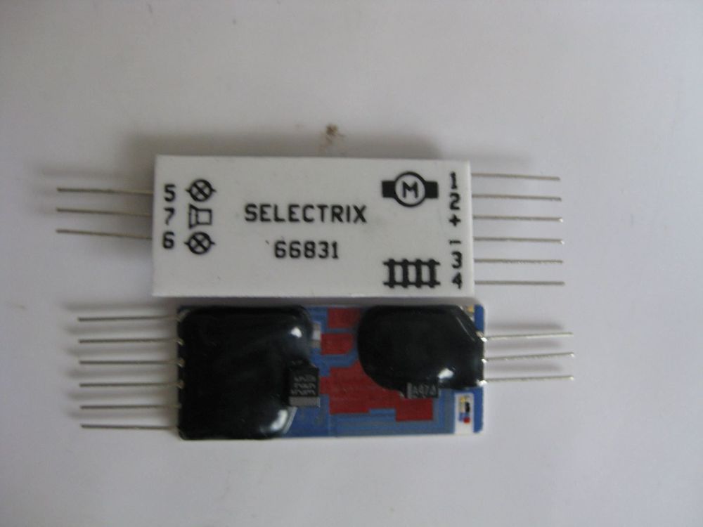 6 x Trix Decoder, Artikel Nummer 66831, 35% vom Neu-Preis (Neu (gemäss ...