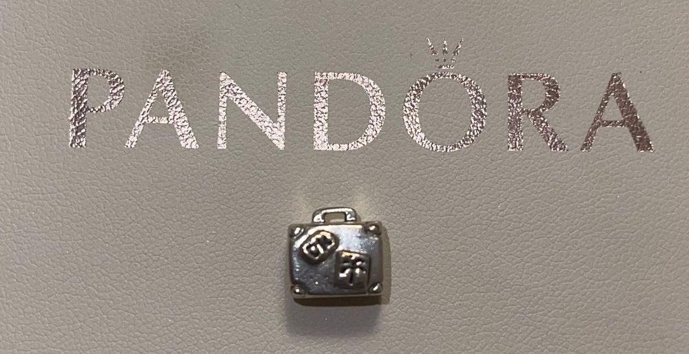 Koffer Charm Pandora | Kaufen auf Ricardo
