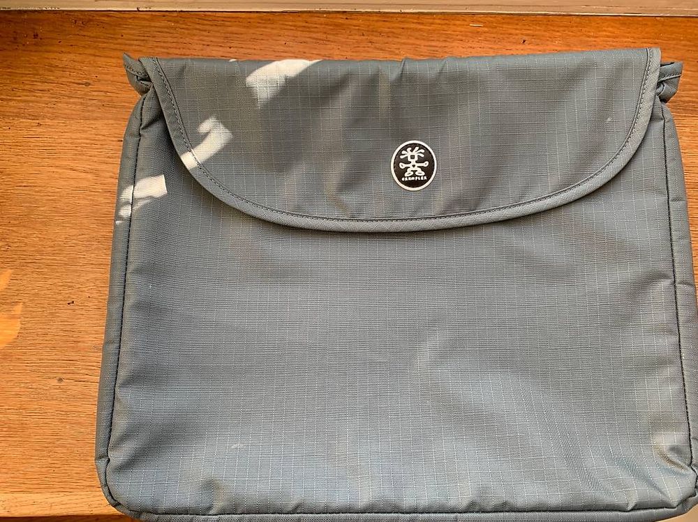 Laptop Tasche Notebook Crumpler | Kaufen auf Ricardo