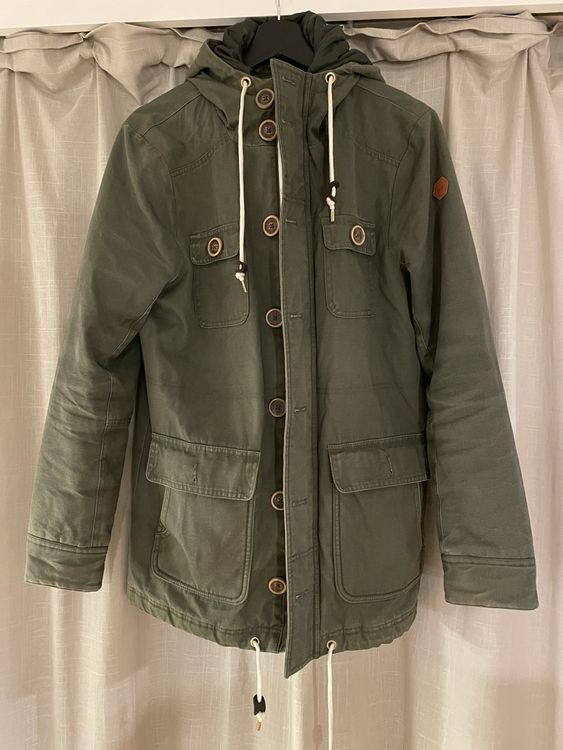 Winter Jacket RVLT Gr. S (Gebraucht) in Zürich für CHF 1 – mit ...