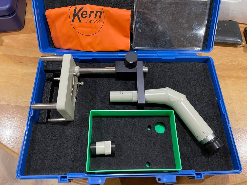 Kern Swiss, Aarau: Altes Mikroskop (Gebraucht) in Lützelflüh-Goldbach ...