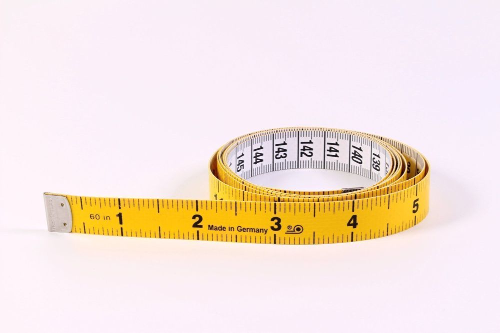 Schneidermassband cm und inch (Neu und originalverpackt) in Zollikofen für CHF 4.4 – mit ...