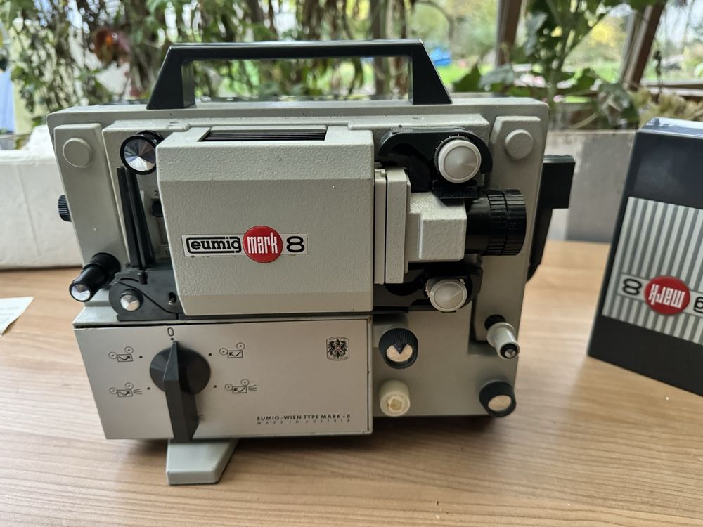 Eumig Mark 8 Filmprojektor mit Zubehör im Koffer fli (Gebraucht) in Küttigen für CHF 55 – nur ...