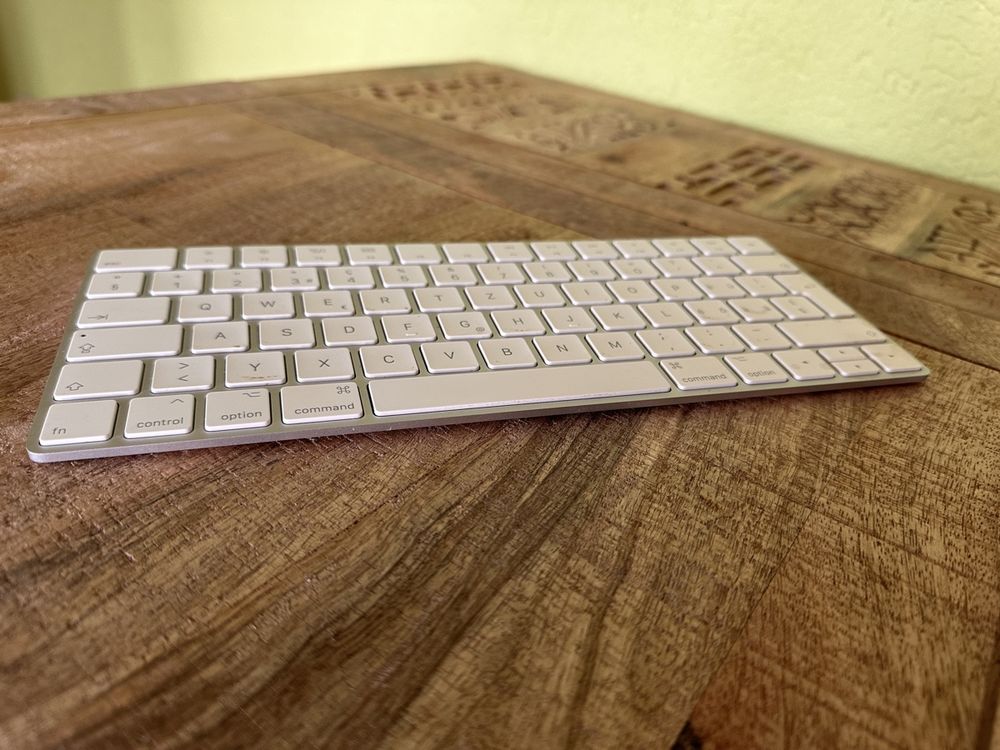 Apple Wireless Keyboard A1314 Swiss DE Layout | Kaufen auf Ricardo
