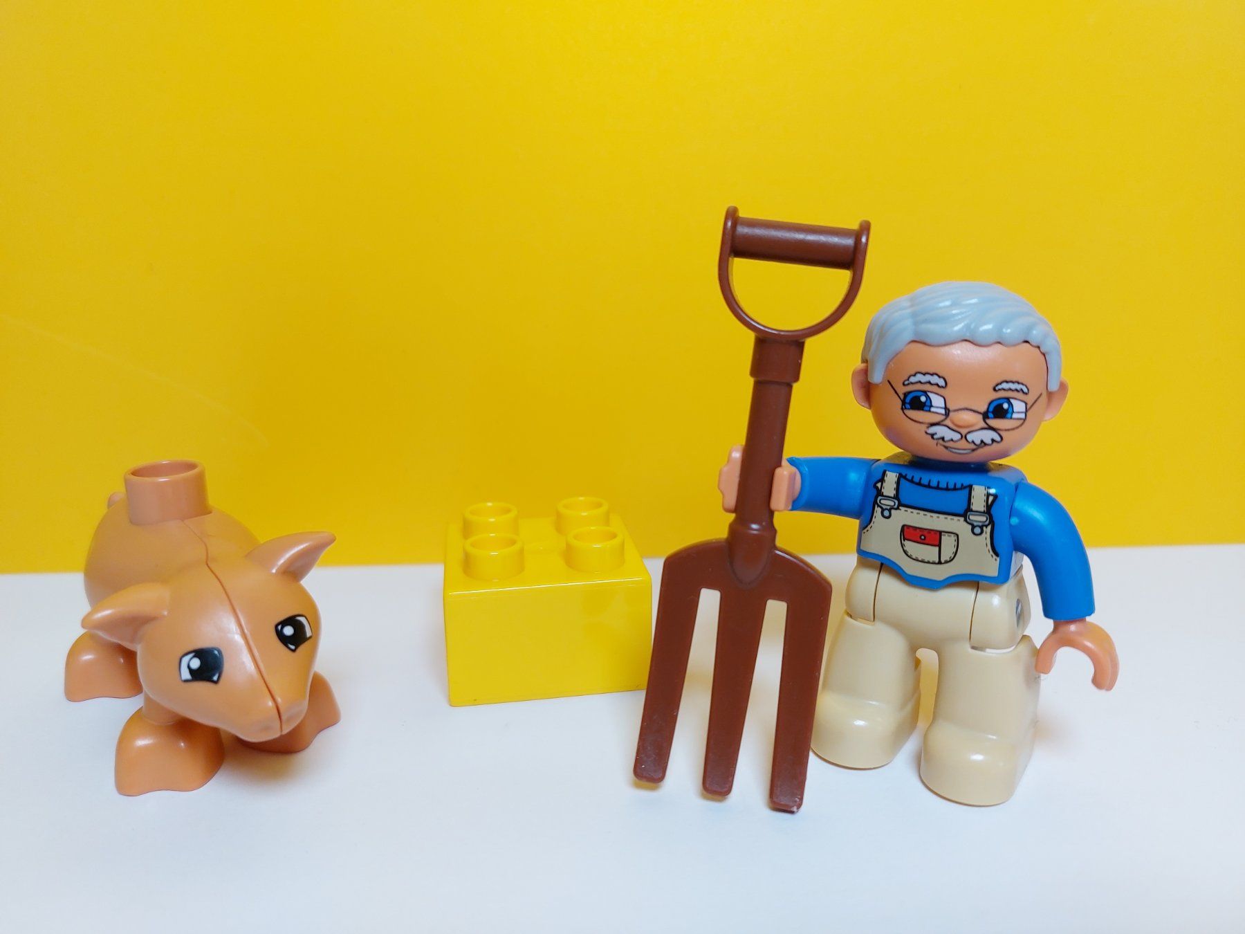 LEGO DUPLO 5643 Kleines Ferkel mit Bauer - Komplett (Gebraucht) in St.Gallen für CHF 7 – mit ...