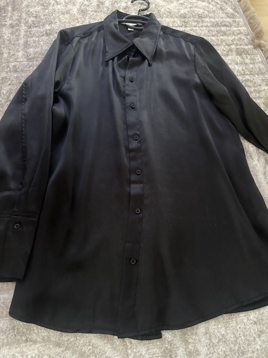 Elegante schwarze Bluse, Grösse M,ideal für den Herbst (Neu (gemäss ...