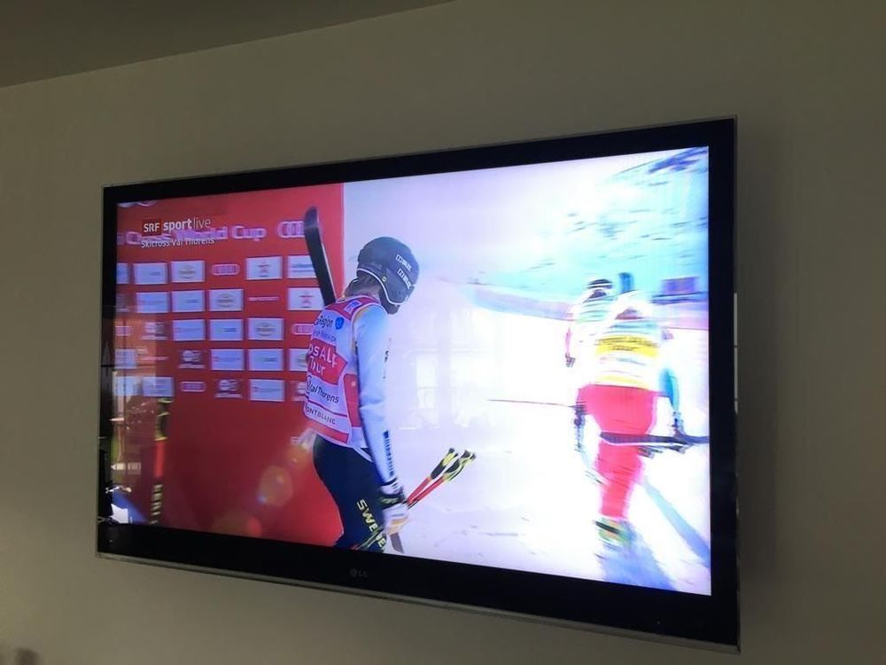 LG55LE8500 inkl. Wandhalterung | Kaufen auf Ricardo