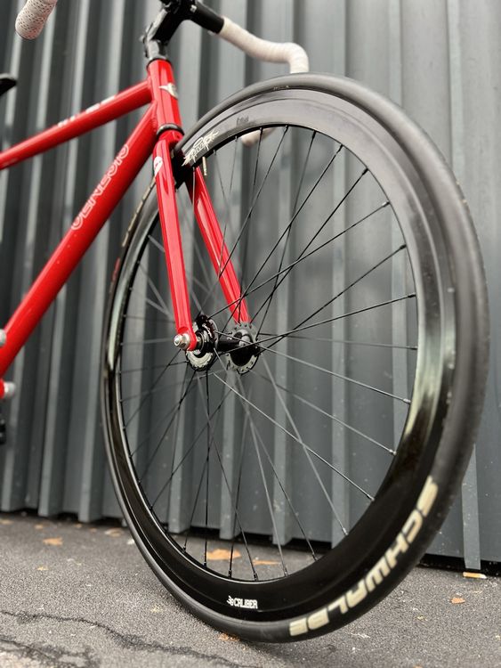 GENESIS Madison Track Fixie Single Speed in Weiß. (Gebraucht) in Basel ...