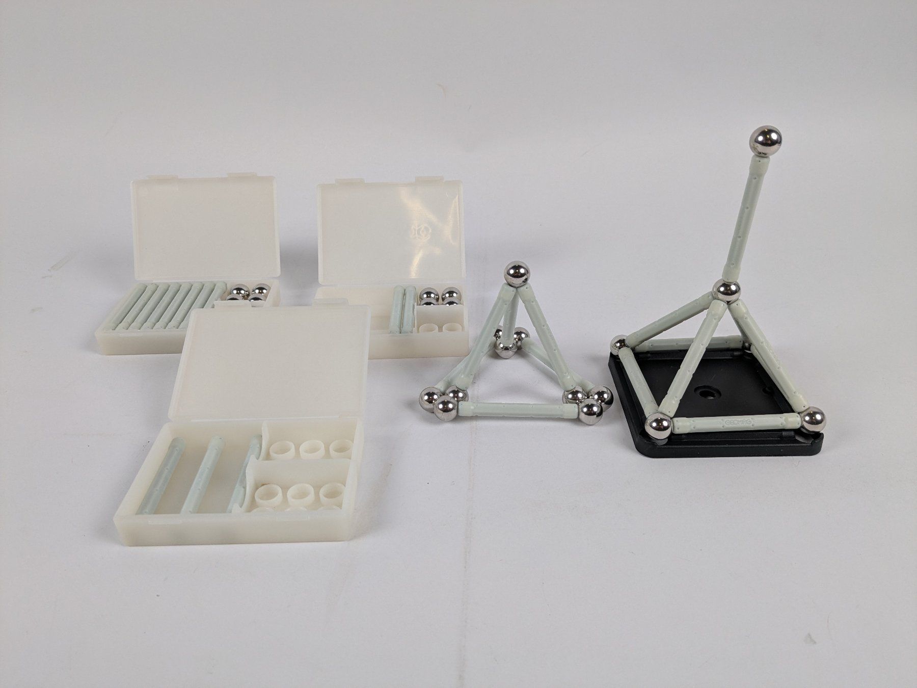 GEOMAG Magnetic glow (Neu (gemäss Beschreibung)) in Dintikon für CHF 24 ...